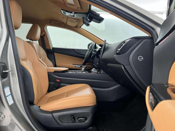Pelēks Lexus NX 450h 2022 Viļņa, ar dzinēja tilpumu 2.49 L un nobraukumu 74 tūkst. km par 49000 €, foto 6 vietnē AUTOMOTO.COM.LV