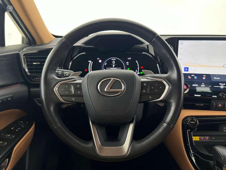 Серый Лексус NX 450h 2022 в Вильнюс, объемом двигателя 2.49 л и пробегом 74 тыс. км за 49000 €, фото 13 на AUTOMOTO.COM.LV