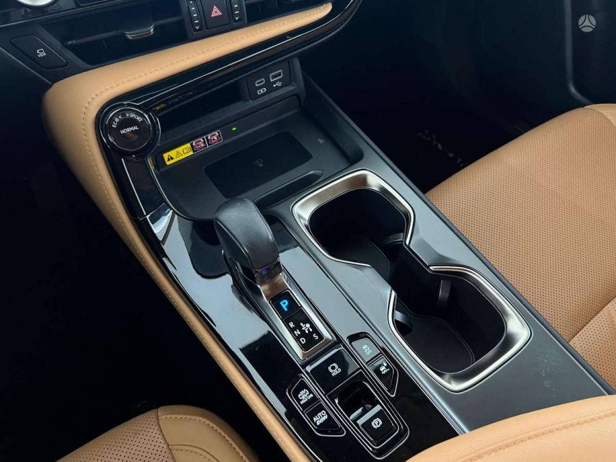 Серый Лексус NX 450h 2022 в Вильнюс, объемом двигателя 2.49 л и пробегом 74 тыс. км за 49000 €, фото 24 на AUTOMOTO.COM.LV