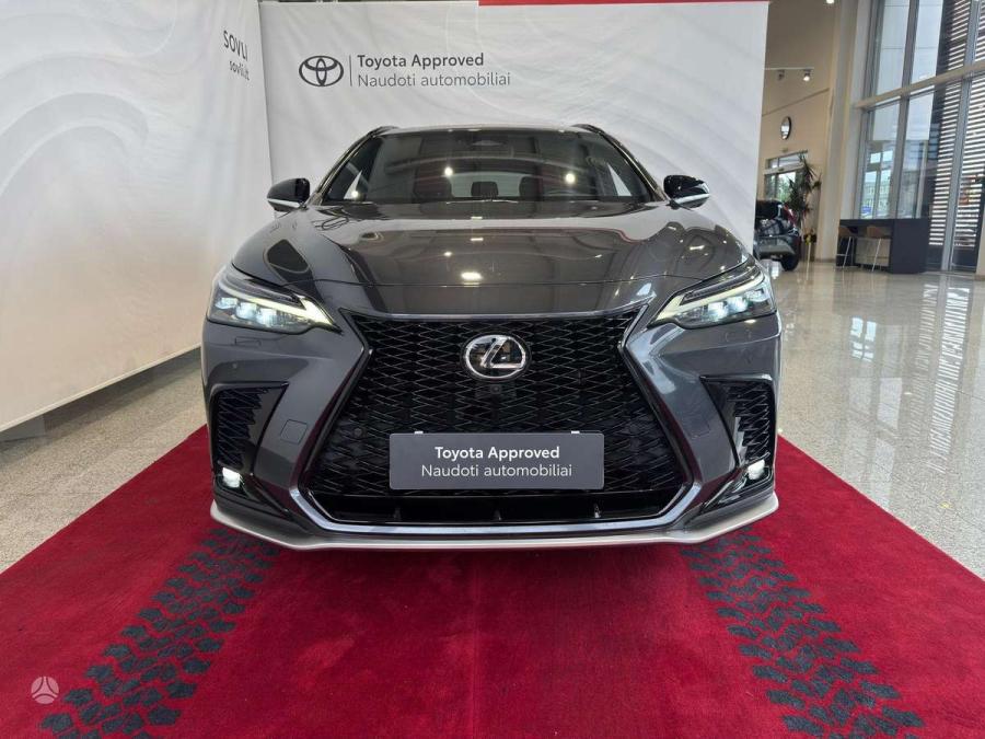 Grey Lexus NX 450h 2022 in Siauliai, with an engine capacity of 2.49 L and mileage of 108 thousand km for 46900 €, photo 4 on AUTOMOTO.COM.LV