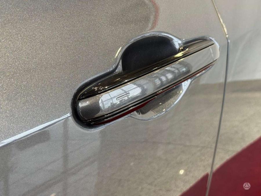 Grey Lexus NX 450h 2022 in Siauliai, with an engine capacity of 2.49 L and mileage of 108 thousand km for 46900 €, photo 15 on AUTOMOTO.COM.LV