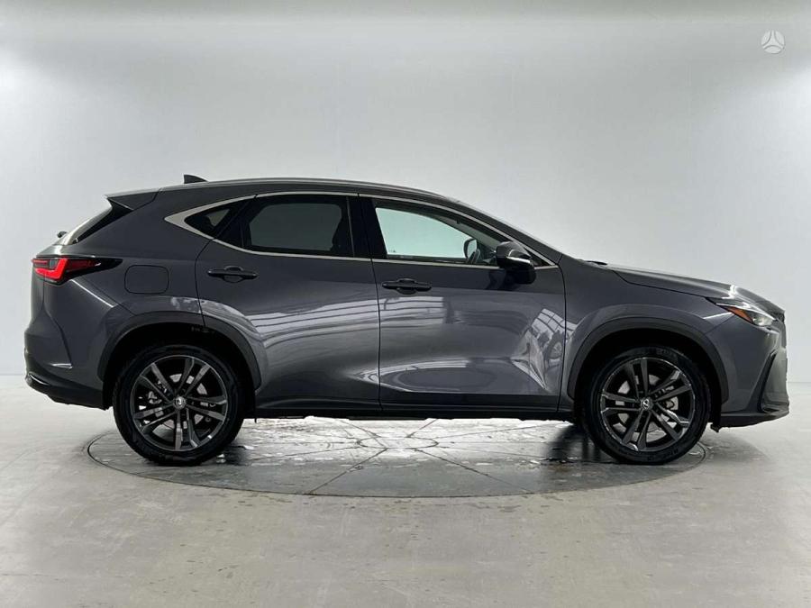 Grey Lexus NX 450h 2023 in Vilnius, with an engine capacity of 2.49 L and mileage of 61 thousand km for 47900 €, photo 16 on AUTOMOTO.COM.LV