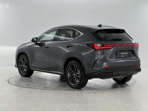 Grey Lexus NX 450h 2023 in Vilnius, with an engine capacity of 2.49 L and mileage of 61 thousand km for 47900 €, photo 17 on AUTOMOTO.COM.LV
