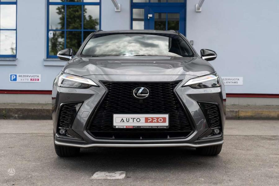 Grey Lexus NX 450h 2023 in Vilnius, with an engine capacity of 2.49 L and mileage of 72 thousand km for 49990 €, photo 3 on AUTOMOTO.COM.LV