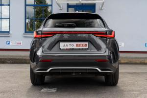 Grey Lexus NX 450h 2023 in Vilnius, with an engine capacity of 2.49 L and mileage of 72 thousand km for 49990 €, photo 10 on AUTOMOTO.COM.LV