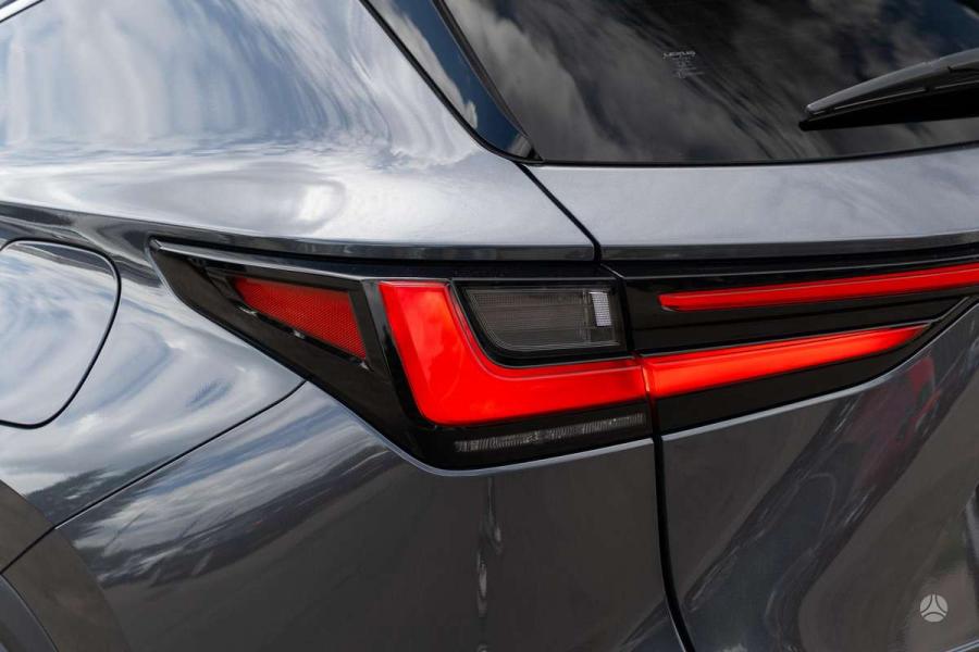 Grey Lexus NX 450h 2023 in Vilnius, with an engine capacity of 2.49 L and mileage of 72 thousand km for 49990 €, photo 14 on AUTOMOTO.COM.LV