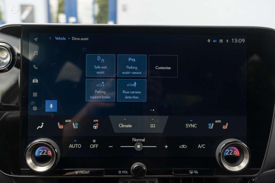 Grey Lexus NX 450h 2023 in Vilnius, with an engine capacity of 2.49 L and mileage of 72 thousand km for 49990 €, photo 28 on AUTOMOTO.COM.LV