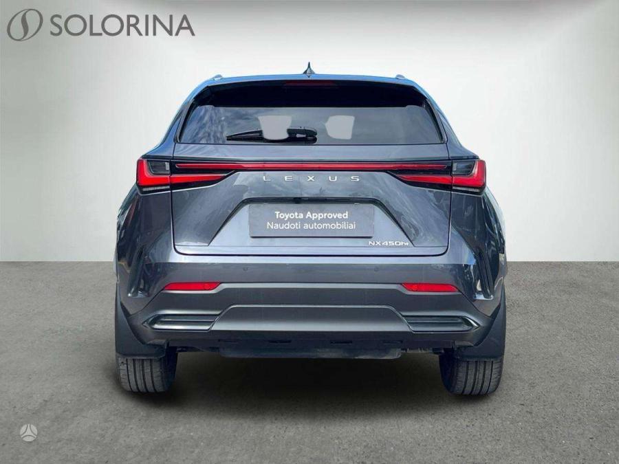 Pelēks Lexus NX 450h 2023 Klaipėda, ar dzinēja tilpumu 2.49 L un nobraukumu 126 tūkst. km par 46000 €, foto 5 vietnē AUTOMOTO.COM.LV