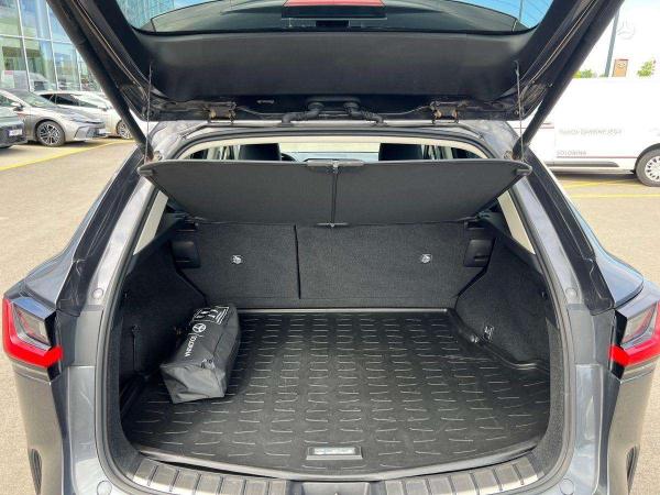 Grey Lexus NX 450h 2023 in Klaipeda, with an engine capacity of 2.49 L and mileage of 126 thousand km for 46000 €, photo 10 on AUTOMOTO.COM.LV