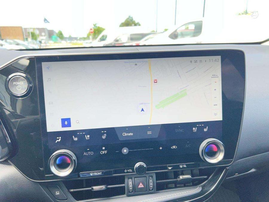 Pelēks Lexus NX 450h 2023 Klaipėda, ar dzinēja tilpumu 2.49 L un nobraukumu 126 tūkst. km par 46000 €, foto 15 vietnē AUTOMOTO.COM.LV