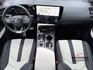 Pelēks Lexus NX 450h 2023 Avižieniai, ar dzinēja tilpumu 2.50 L un nobraukumu 68 tūkst. km par 50750 €, foto 4 vietnē AUTOMOTO.COM.LV