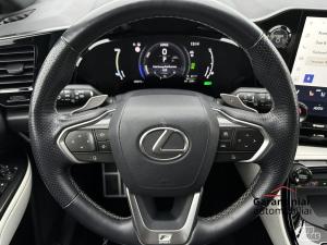 Pelēks Lexus NX 450h 2023 Avižieniai, ar dzinēja tilpumu 2.50 L un nobraukumu 68 tūkst. km par 50750 €, foto 7 vietnē AUTOMOTO.COM.LV