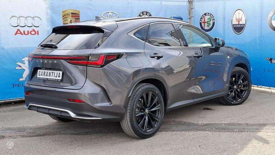 Серый Лексус NX 450h 2023 в Шяуляй, объемом двигателя 2.49 л и пробегом 107 тыс. км за 45900 €, фото 5 на AUTOMOTO.COM.LV