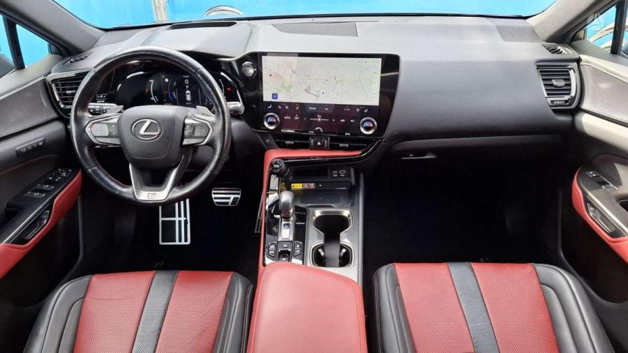 Серый Лексус NX 450h 2023 в Шяуляй, объемом двигателя 2.49 л и пробегом 107 тыс. км за 45900 €, фото 14 на AUTOMOTO.COM.LV