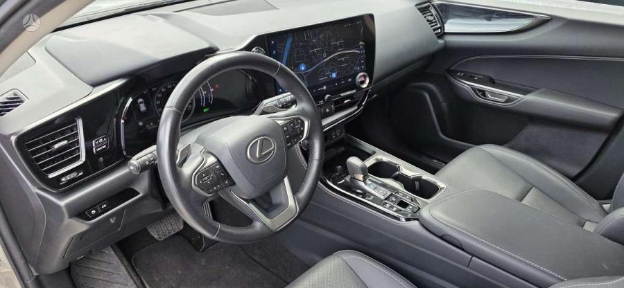 Серый Лексус NX 450h 2023 в Вильнюс, объемом двигателя 2.49 л и пробегом 72 тыс. км за 43850 €, фото 20 на AUTOMOTO.COM.LV