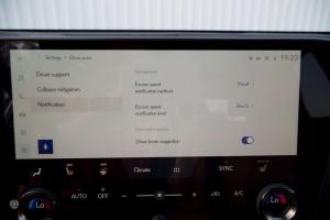Серый Лексус NX 450h 2023 в Вильнюс, объемом двигателя 2.49 л и пробегом 61 тыс. км за 43500 €, фото 30 на AUTOMOTO.COM.LV