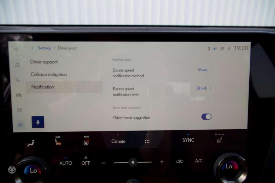 Серый Лексус NX 450h 2023 в Вильнюс, объемом двигателя 2.49 л и пробегом 61 тыс. км за 43500 €, фото 30 на AUTOMOTO.COM.LV