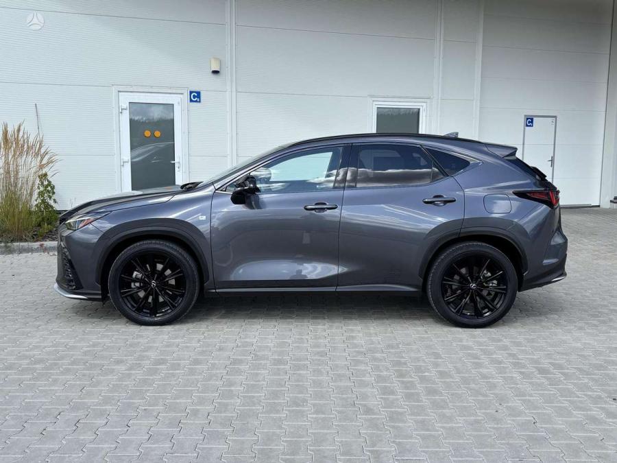 Grey Lexus NX 450h 2023 in Vilnius, with an engine capacity of 2.49 L and mileage of 92 thousand km for 49900 €, photo 3 on AUTOMOTO.COM.LV
