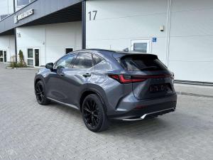 Grey Lexus NX 450h 2023 in Vilnius, with an engine capacity of 2.49 L and mileage of 92 thousand km for 49900 €, photo 4 on AUTOMOTO.COM.LV