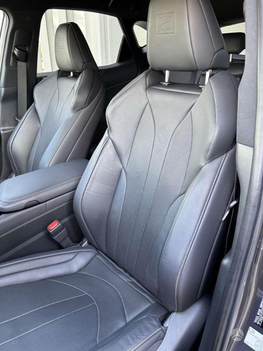 Grey Lexus NX 450h 2023 in Vilnius, with an engine capacity of 2.49 L and mileage of 92 thousand km for 49900 €, photo 13 on AUTOMOTO.COM.LV