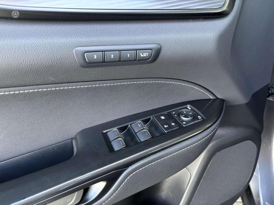 Grey Lexus NX 450h 2023 in Vilnius, with an engine capacity of 2.49 L and mileage of 92 thousand km for 49900 €, photo 14 on AUTOMOTO.COM.LV