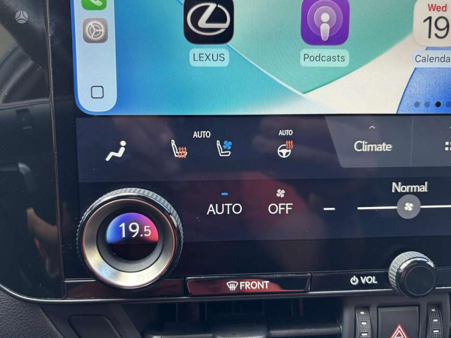 Grey Lexus NX 450h 2023 in Vilnius, with an engine capacity of 2.49 L and mileage of 92 thousand km for 49900 €, photo 17 on AUTOMOTO.COM.LV