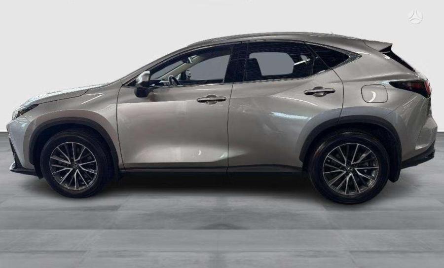 Pelēks Lexus NX 450h 2023 Viļņa, ar dzinēja tilpumu 2.49 L un nobraukumu 66 tūkst. km par 44500 €, foto 3 vietnē AUTOMOTO.COM.LV