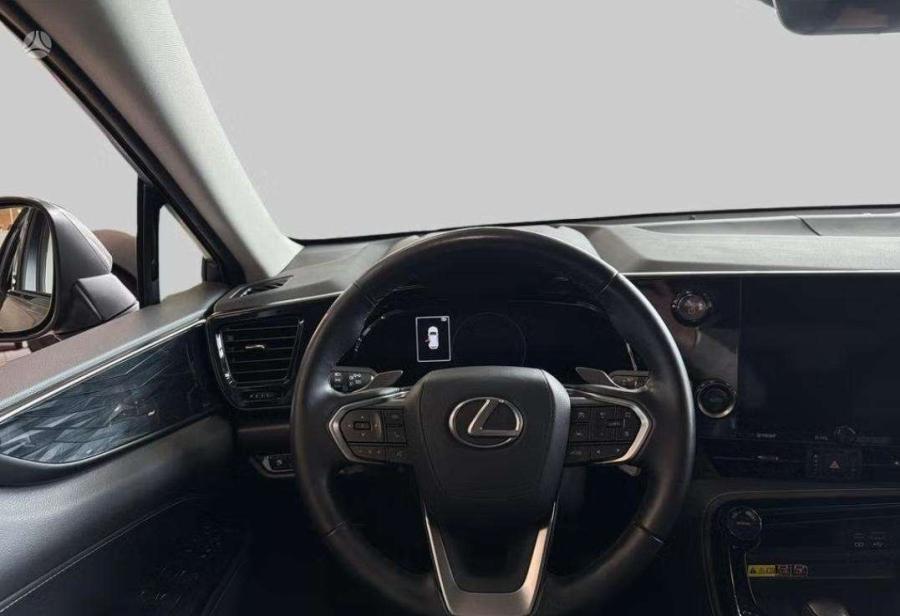 Pelēks Lexus NX 450h 2023 Viļņa, ar dzinēja tilpumu 2.49 L un nobraukumu 66 tūkst. km par 44500 €, foto 6 vietnē AUTOMOTO.COM.LV