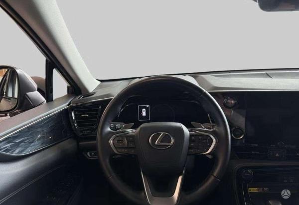 Lexus NX 450h 2023 in Vilnius on AUTOMOTO.COM.LV Grey Lexus NX 450h 2023 in Vilnius, with an engine capacity of 2.49 L and mileage of 66 thousand km for 44500 €, photo 6 on AUTOMOTO.COM.LV