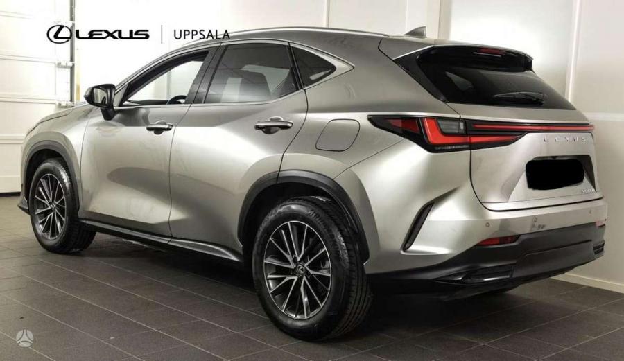 Grey Lexus NX 450h 2025 in Vilnius, with an engine capacity of 2.49 L and mileage of 38 thousand km for 52000 €, photo 4 on AUTOMOTO.COM.LV