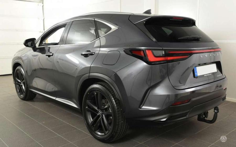 Серый Лексус NX 450h 2025 в Вильнюс, объемом двигателя 2.49 л и пробегом 8 тыс. км за 59900 €, фото 8 на AUTOMOTO.COM.LV