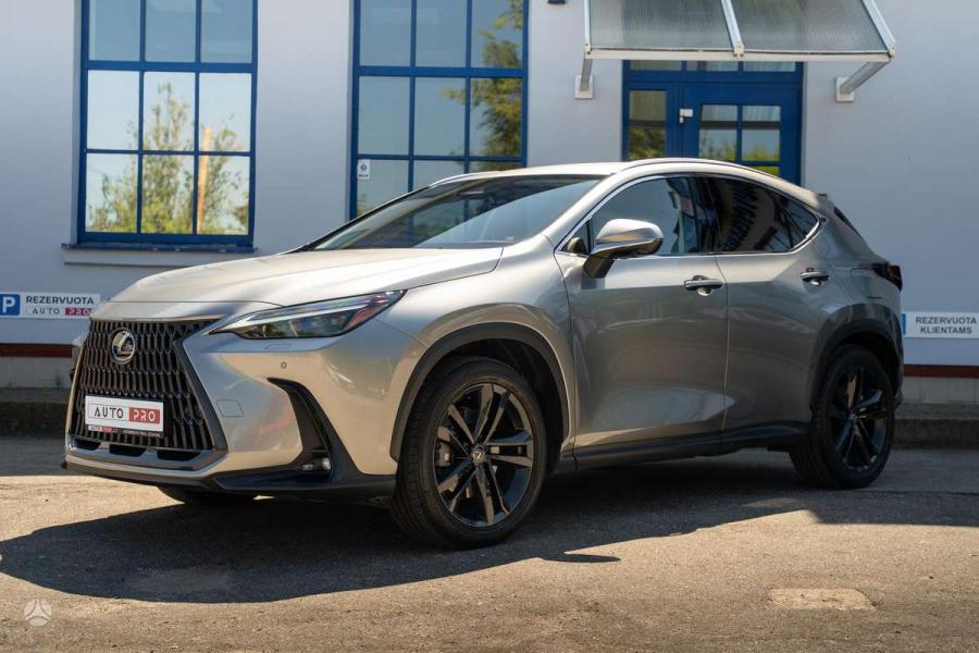 Grey Lexus NX 450h 2025 in Vilnius, with an engine capacity of 2.49 L and mileage of 20 thousand km for 58800 €, photo 6 on AUTOMOTO.COM.LV