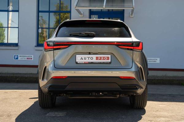 Серый Лексус NX 450h 2025 в Вильнюс, объемом двигателя 2.49 л и пробегом 20 тыс. км за 58800 €, фото 9 на AUTOMOTO.COM.LV