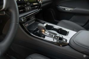 Grey Lexus NX 450h 2025 in Vilnius, with an engine capacity of 2.49 L and mileage of 20 thousand km for 58800 €, photo 20 on AUTOMOTO.COM.LV