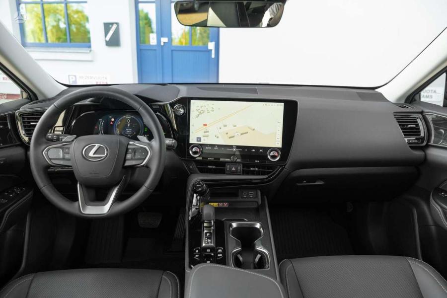 Pelēks Lexus NX 450h 2025 Viļņa, ar dzinēja tilpumu 2.49 L un nobraukumu 11 tūkst. km par 59500 €, foto 4 vietnē AUTOMOTO.COM.LV