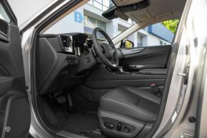 Pelēks Lexus NX 450h 2025 Viļņa, ar dzinēja tilpumu 2.49 L un nobraukumu 11 tūkst. km par 59500 €, foto 17 vietnē AUTOMOTO.COM.LV