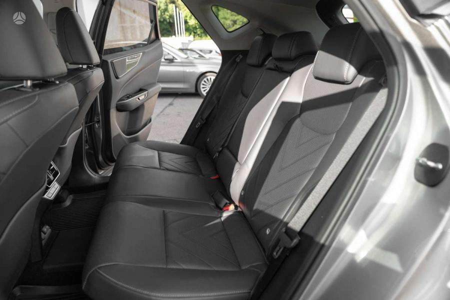 Pelēks Lexus NX 450h 2025 Viļņa, ar dzinēja tilpumu 2.49 L un nobraukumu 11 tūkst. km par 59500 €, foto 35 vietnē AUTOMOTO.COM.LV