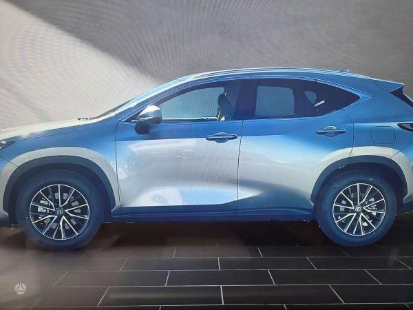 Серый Лексус NX 450h 2026 в Вильнюс, объемом двигателя 0.00 л и пробегом 0 тыс. км за 59900 €, фото 2 на AUTOMOTO.COM.LV