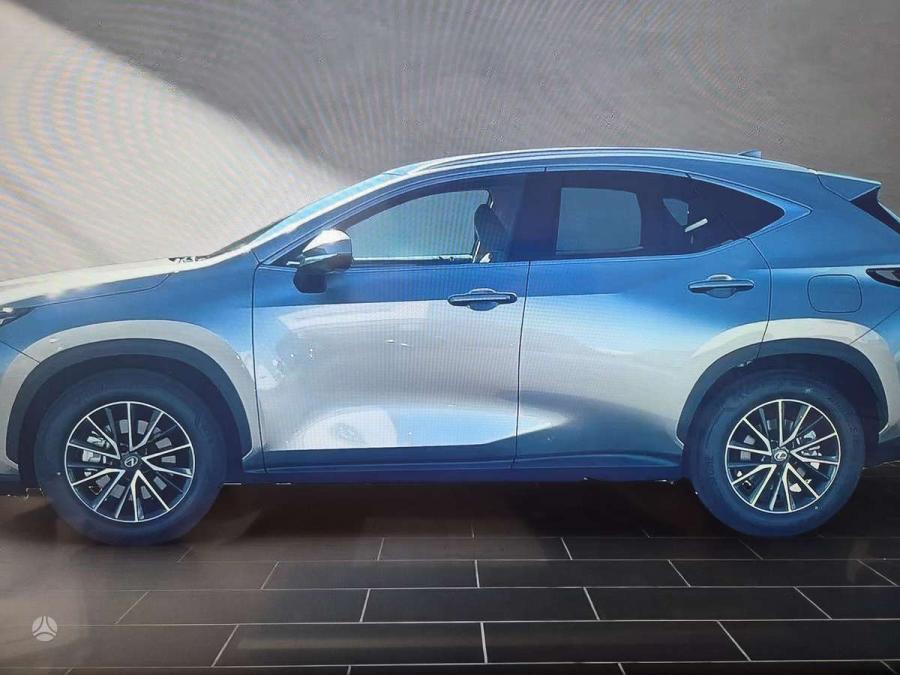 Grey Lexus NX 450h 2026 in Vilnius, with an engine capacity of 0.00 L and mileage of 0 thousand km for 59900 €, photo 3 on AUTOMOTO.COM.LV