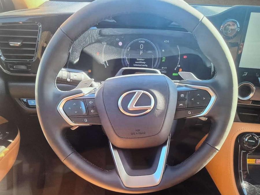 Grey Lexus NX 450h 2026 in Vilnius, with an engine capacity of 0.00 L and mileage of 0 thousand km for 59900 €, photo 5 on AUTOMOTO.COM.LV