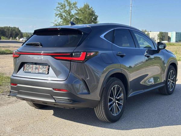 Grey Lexus NX 450h 2026 in Utena, with an engine capacity of 0.00 L and mileage of 2 thousand km for 31200 €, photo 6 on AUTOMOTO.COM.LV