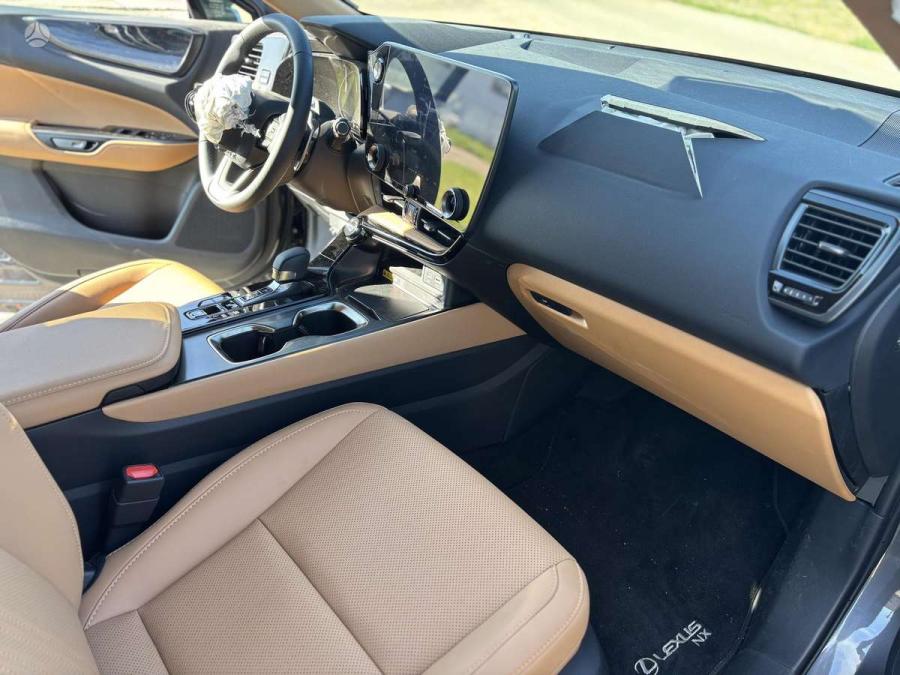 Pelēks Lexus NX 450h 2026 Utena, ar dzinēja tilpumu 0.00 L un nobraukumu 2 tūkst. km par 31200 €, foto 16 vietnē AUTOMOTO.COM.LV