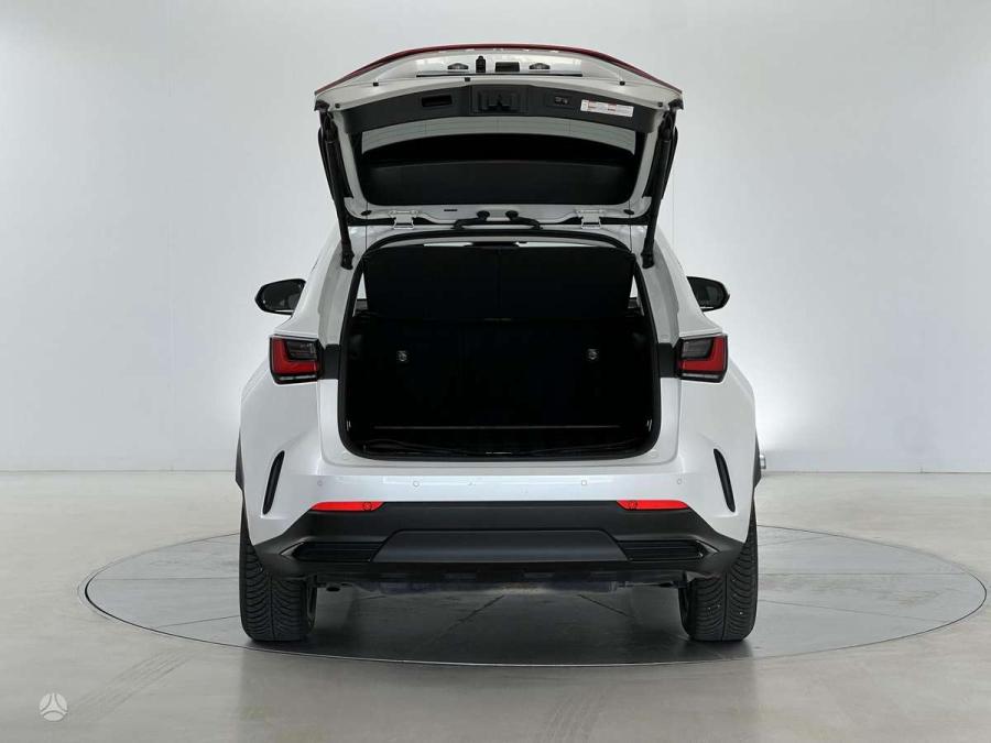 Белый Лексус NX 450h 2022 в Вильнюс, объемом двигателя 2.49 л и пробегом 81 тыс. км за 43900 €, фото 11 на AUTOMOTO.COM.LV