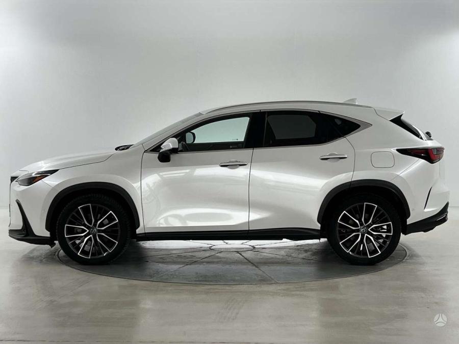 Белый Лексус NX 450h 2022 в Вильнюс, объемом двигателя 2.49 л и пробегом 156 тыс. км за 48900 €, фото 4 на AUTOMOTO.COM.LV
