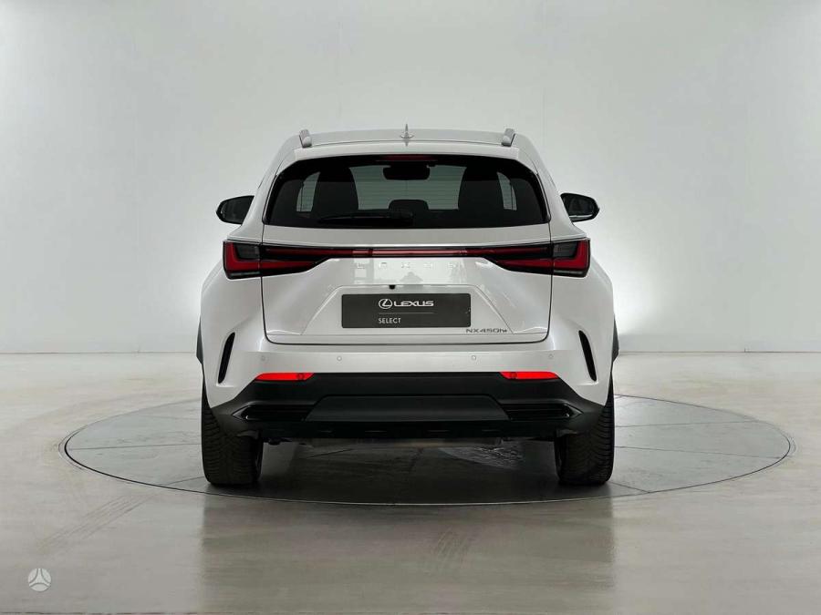 Белый Лексус NX 450h 2022 в Вильнюс, объемом двигателя 2.49 л и пробегом 156 тыс. км за 48900 €, фото 5 на AUTOMOTO.COM.LV