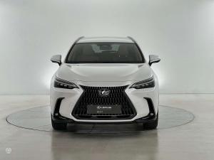 Белый Лексус NX 450h 2022 в Вильнюс, объемом двигателя 2.49 л и пробегом 156 тыс. км за 48900 €, фото 6 на AUTOMOTO.COM.LV
