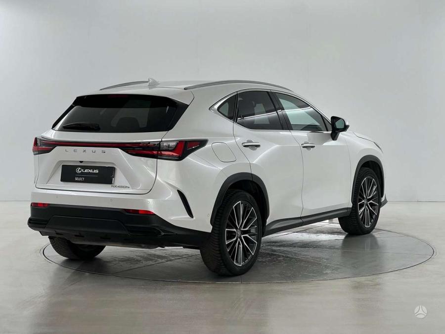 Белый Лексус NX 450h 2022 в Вильнюс, объемом двигателя 2.49 л и пробегом 156 тыс. км за 48900 €, фото 21 на AUTOMOTO.COM.LV