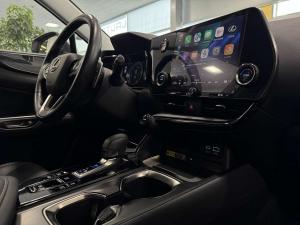 White Lexus NX 450h 2022 in Vilnius, with an engine capacity of 2.49 L and mileage of 29 thousand km for 47190 €, photo 34 on AUTOMOTO.COM.LV