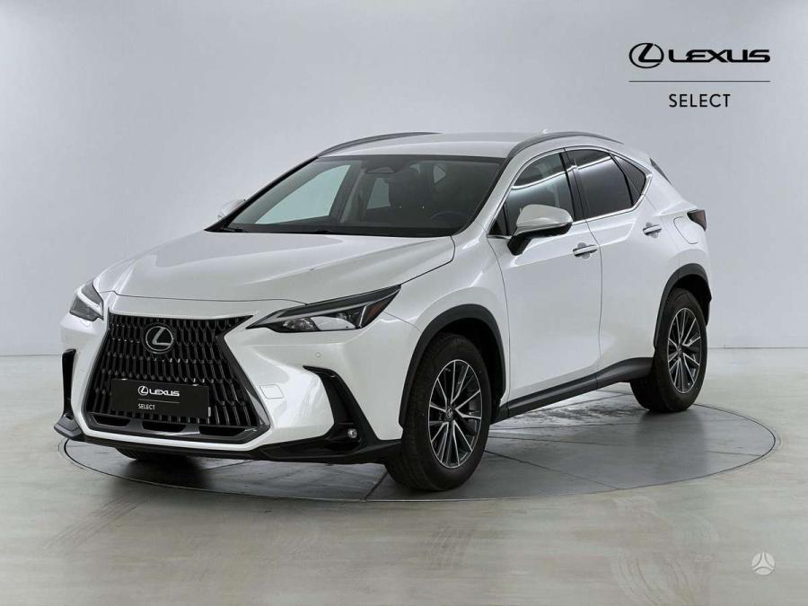 White Lexus NX 450h 2022 in Vilnius, with an engine capacity of 2.49 L and mileage of 89 thousand km for 47900 €, photo 1 on AUTOMOTO.COM.LV