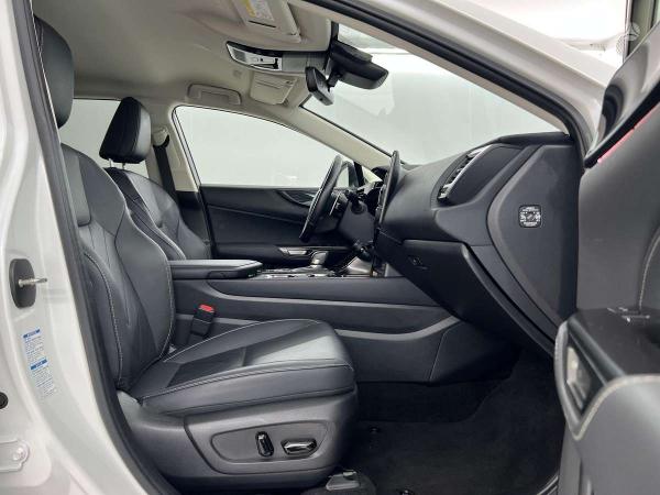 Balts Lexus NX 450h 2022 Viļņa, ar dzinēja tilpumu 2.49 L un nobraukumu 89 tūkst. km par 47900 €, foto 6 vietnē AUTOMOTO.COM.LV